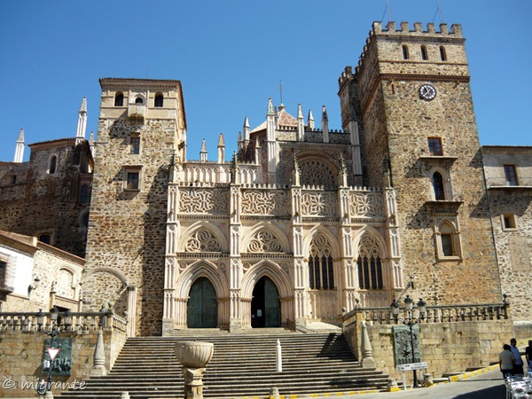 recorriendo vida: Real Monasterio de Santa María de Guadalupe